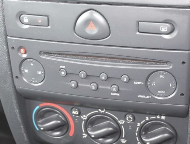 Renault Clio Radio Code Calculator